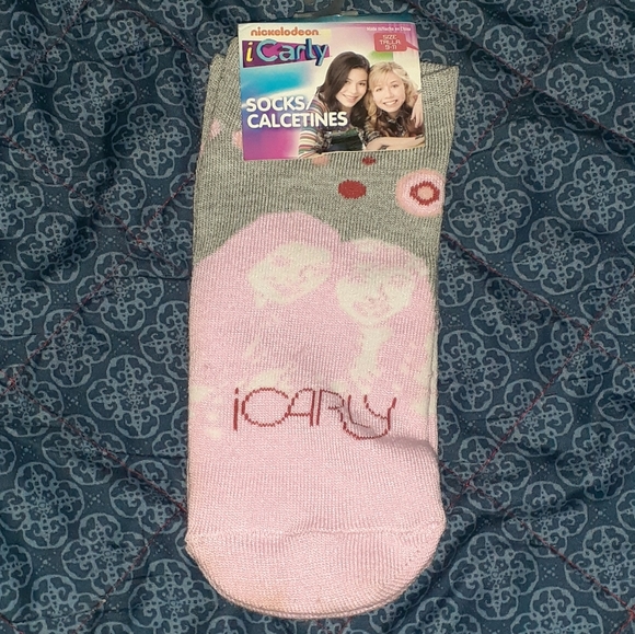 Nickelodeon | Accessories | New 209 Icarly Pink Socks Vintage ...
